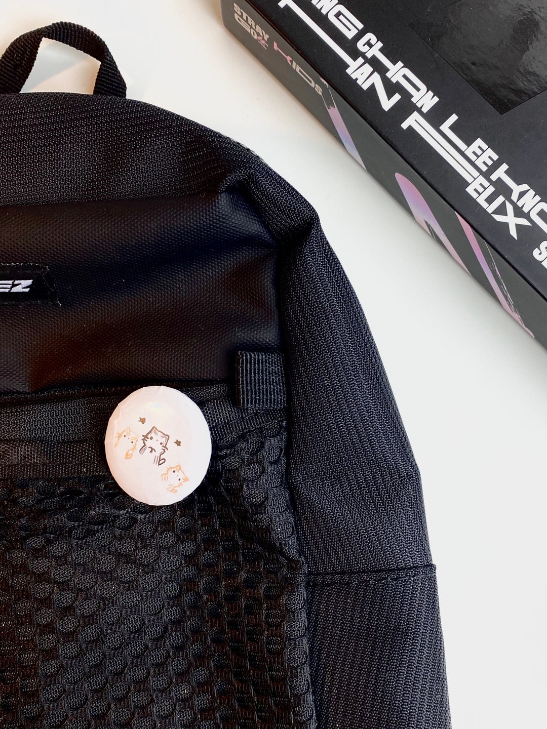 STRAY KIDS Lee Know Soonie, Doongie Dori Button - Etsy