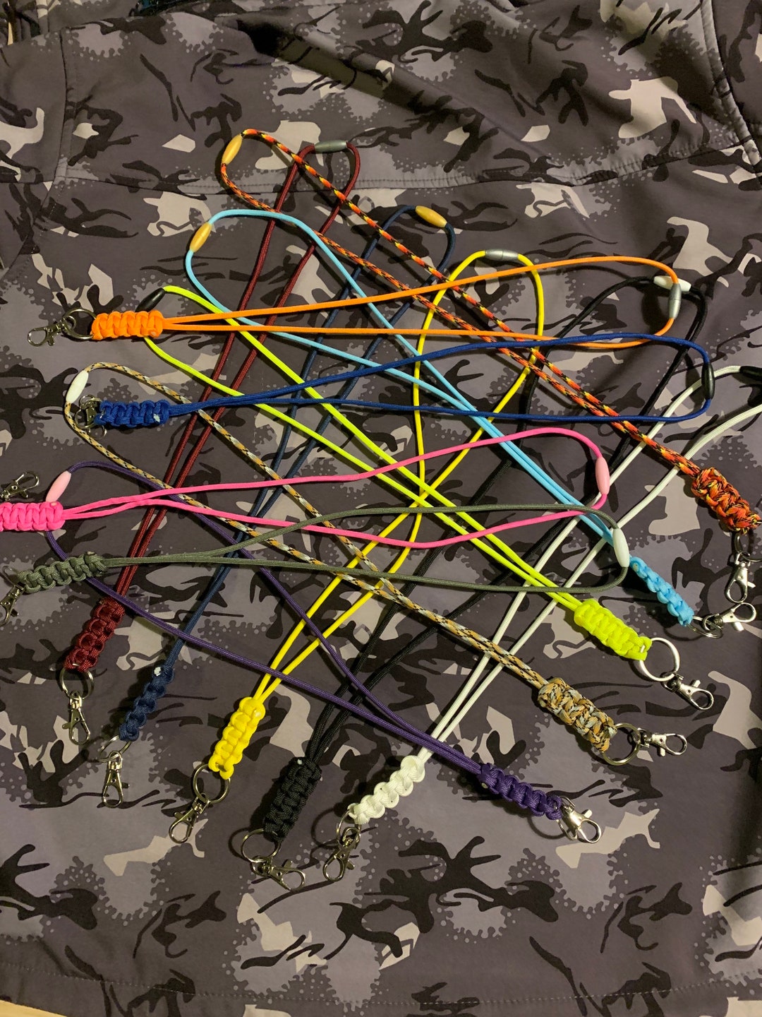 Paracord 550 Lanyard With Clip for ID, Keys Etc. Breakaway Clip ...