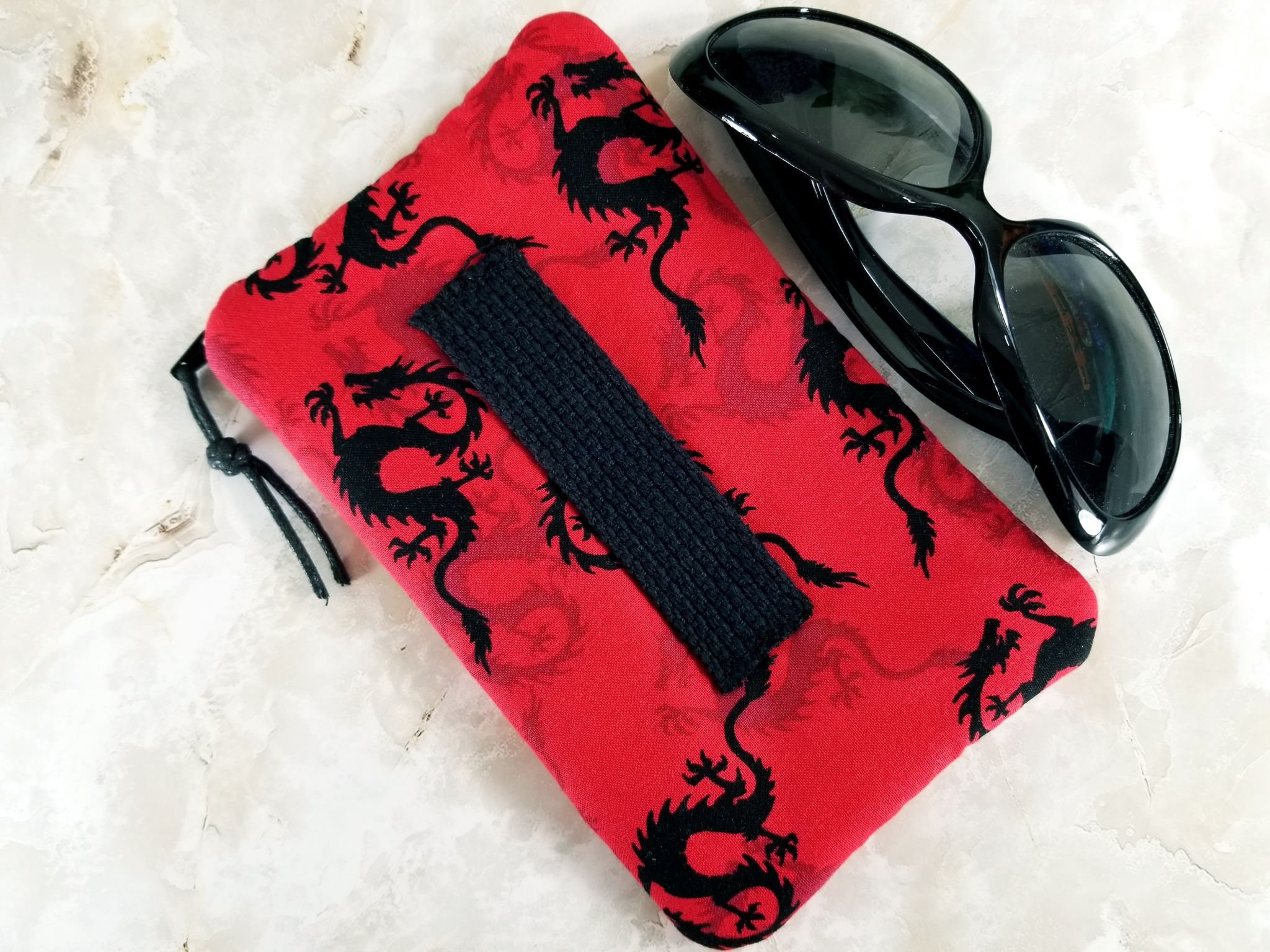Chinese Dragons on Bold Red Eyeglass Case for One Pair of Glasses ...