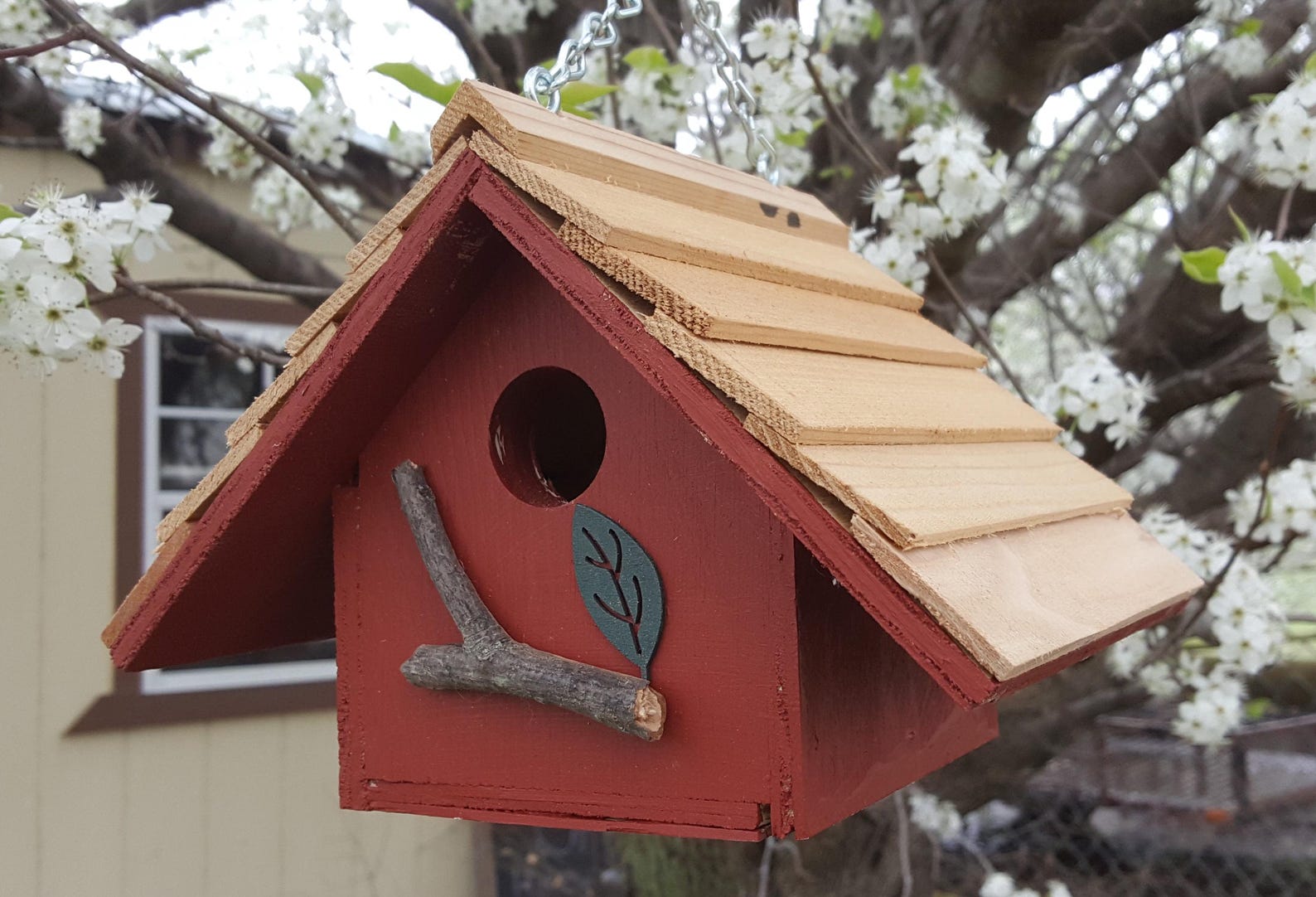 Chateau Wren Bird House (red) 8", Nesting Box, Bird Houses by Mark ...