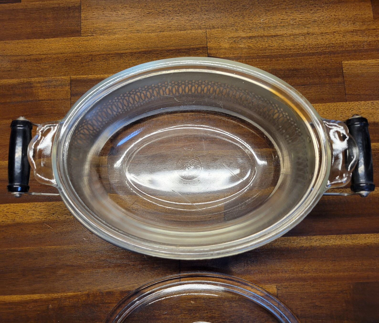 Pyrex Glass Serving Dish & Lid W/silver Cradle - Etsy