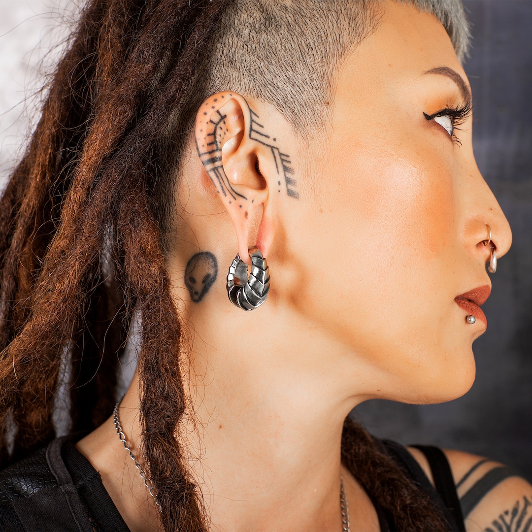 Ear Weights Hangers COBRA, Silver Round Keyhole Hangers, Gauge Ear ...