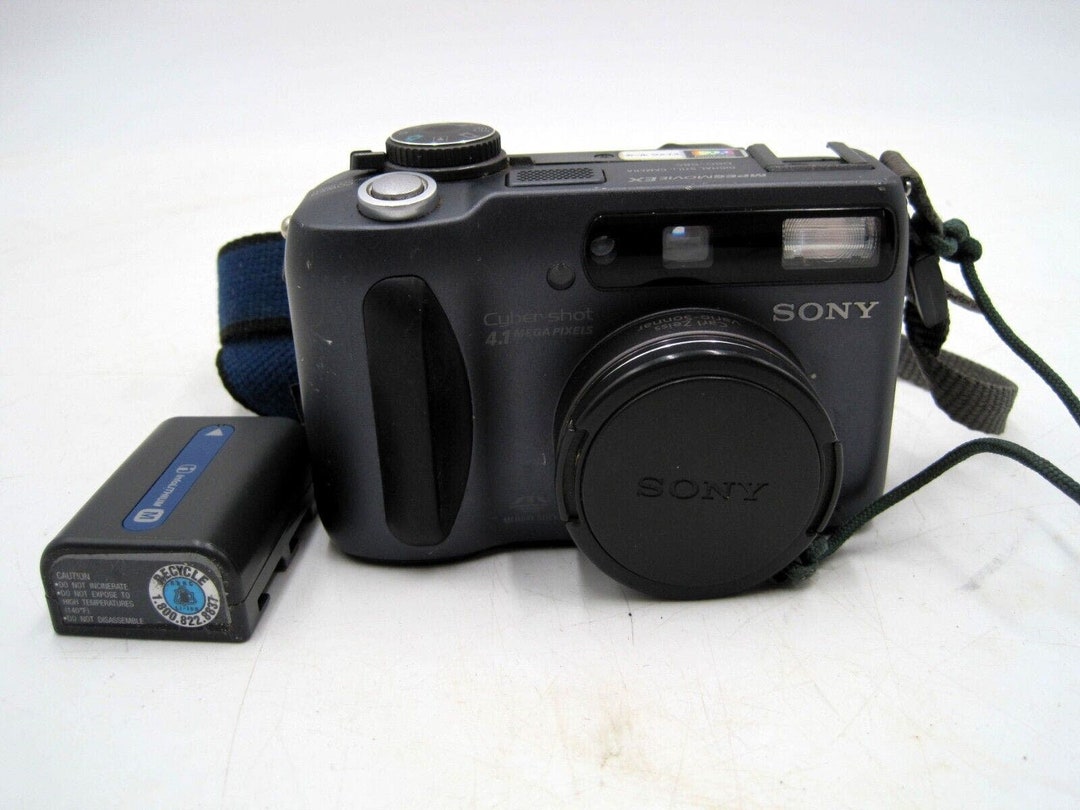 Sony Cybershot DSC-S85 4.1MP Digital Camera W/ 2 Batteries & Memory ...