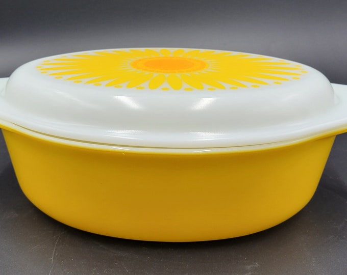 Vintage Pyrex. Sunflower Casserole Dish. Collectible Pyrex. Orange Oval ...