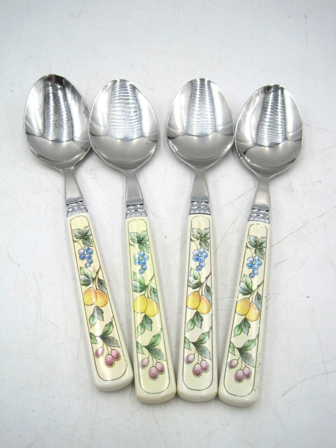 4 Pieces MIKASA MIS40 Fruit Pears Grapes Plums STAINLESS Flatware Soup ...