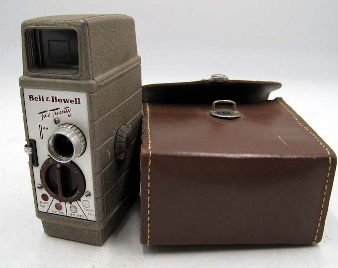 Vintage BELL & HOWELL 8mm MOVIE Camera Two Twenty With Case - Etsy