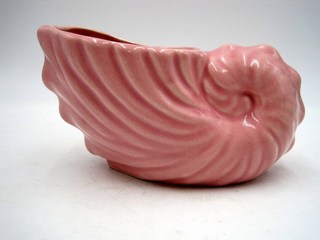 Fredericksburg Art Pottery Pink Nautilus Shell Planter Cornucopia MCM ...