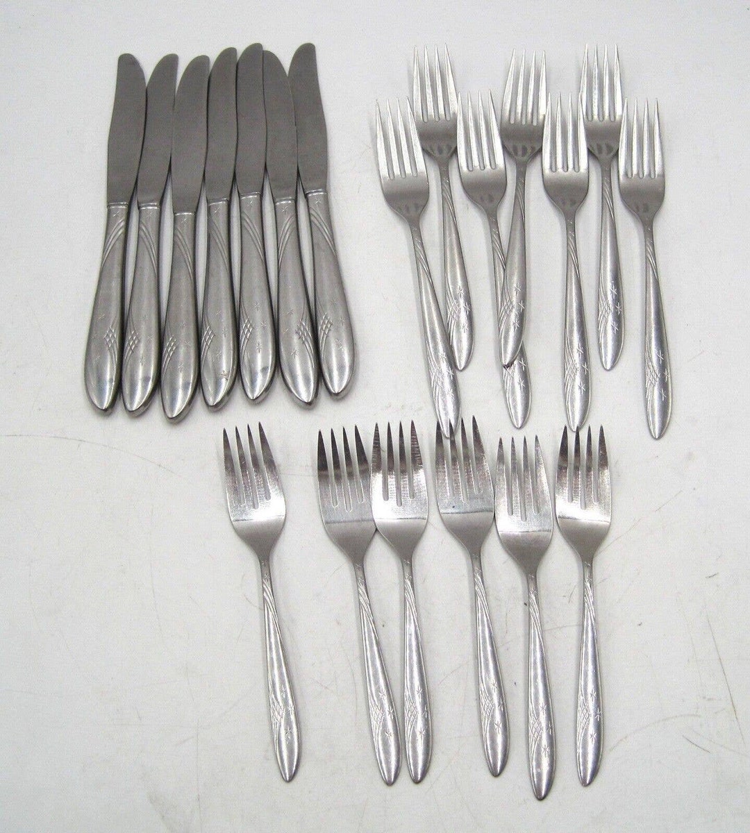 Lot of 20 Pieces Vintage Oneida Stanhome Deluxe Stainless Flatware ...