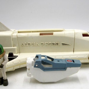 Vintage Fisher Price Alpha Probe Spaceship With Astronauts Tested ...