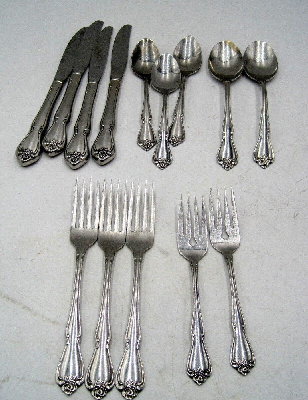 14 Pieces- Arbor Rose-true Rose Oneida USA Stainless Flatware - Etsy