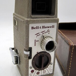 Vintage BELL & HOWELL 8mm MOVIE Camera Two Twenty With Case - Etsy