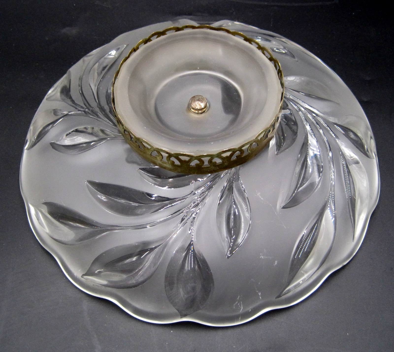 Large Vintage 1940's Art Deco Frosted/clear Cast Glass Ceiling Mount ...