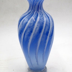 One Eared Glass Cow Studio Art Swirl Vase 10" Signed Mark Woodham 1996 ...