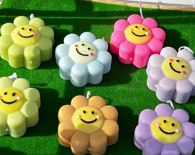 Smiley Face Candle, Smiley Face Candle, Sunflower Candle, Smiley Face ...