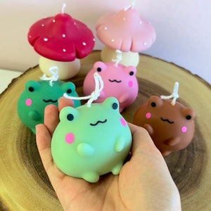 Smiley Frog Candle, Chubby Frog Candle, Cottagecore Decor, Fairycore ...