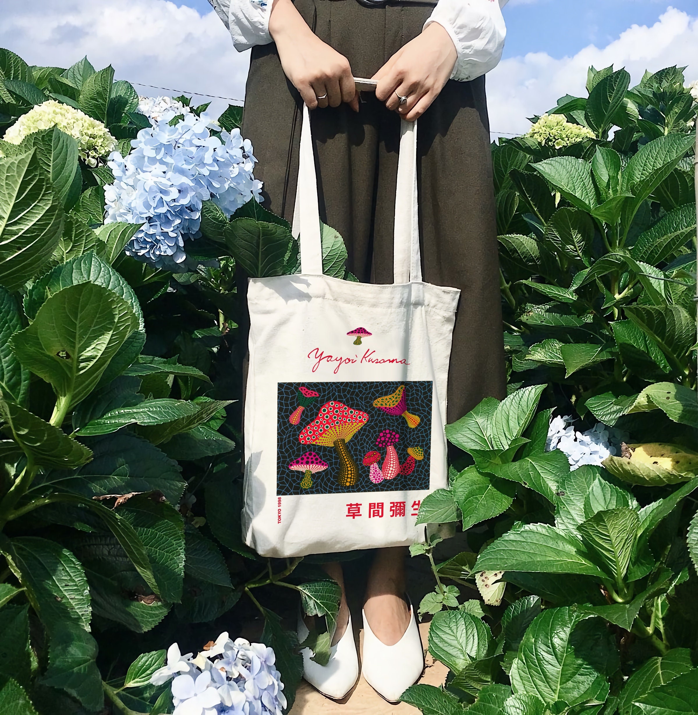 Kusama Yayoi Exhibition Tote Bag Canvas Tote Bag Yayoi Kusama Mushrooms ...