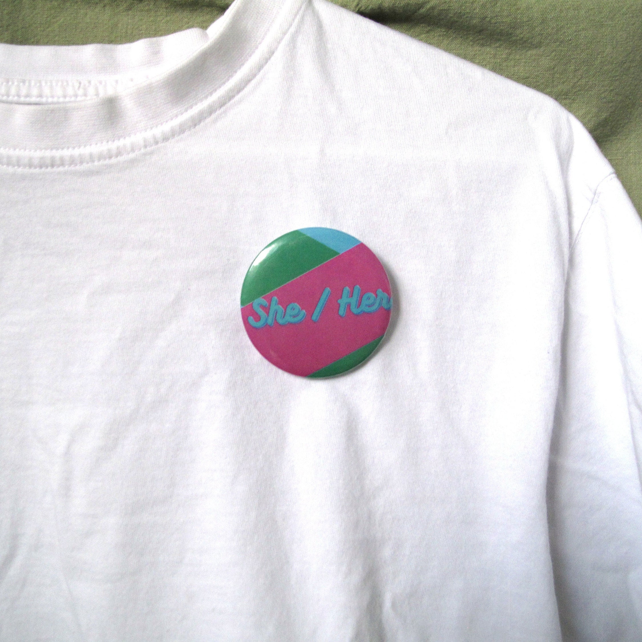 Colourful Pronoun Pins 2SLGBTQIA Pronoun Buttons, Neo Pronouns, Round ...