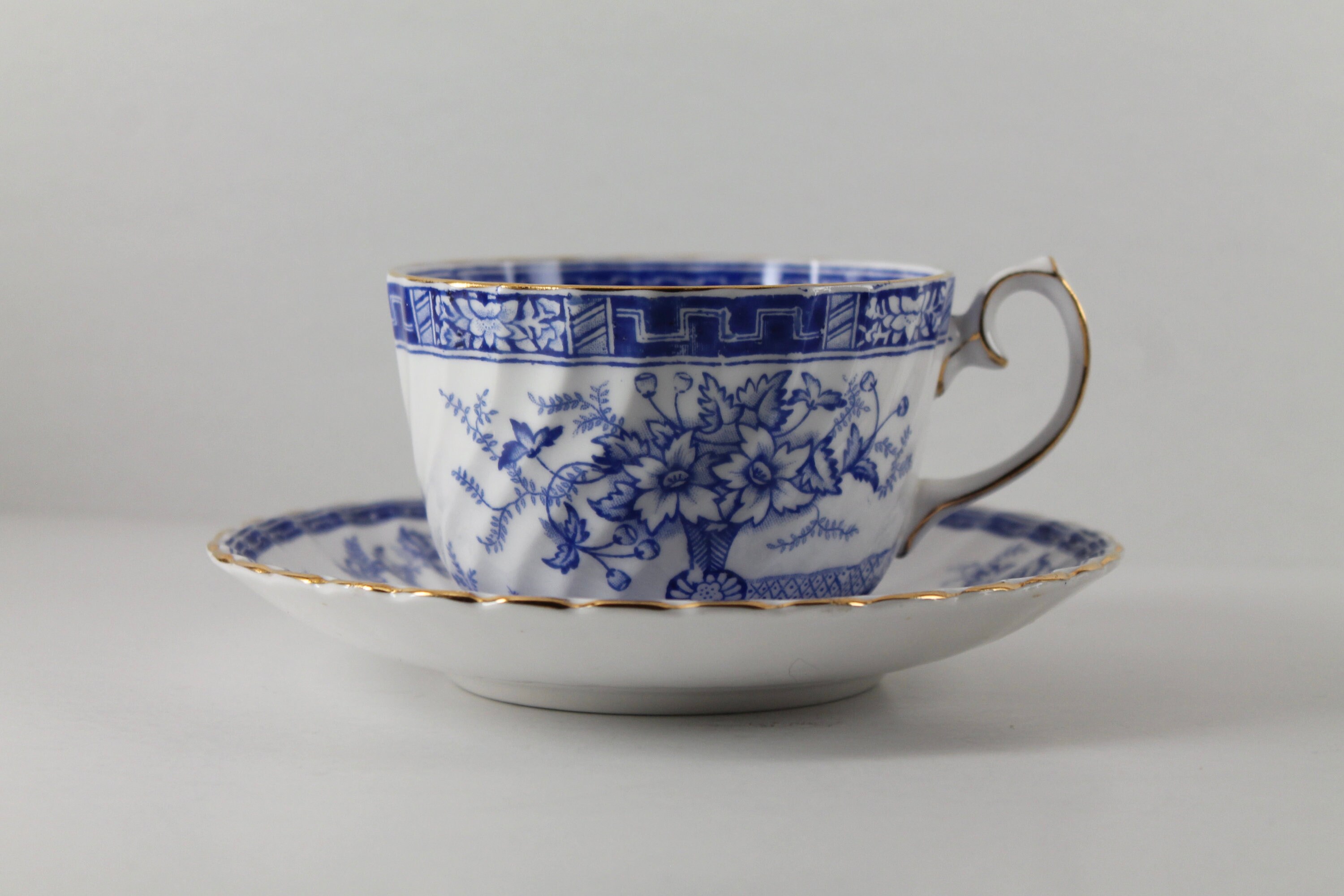 Gladstone Blue Rhapsody Teacup Blue Floral Eastern Asian English Bone ...