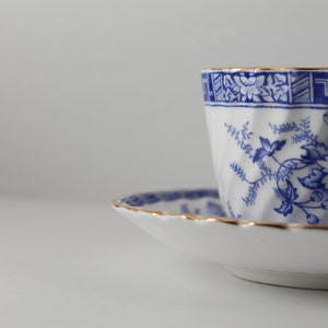 Gladstone Blue Rhapsody Teacup Blue Floral Eastern Asian English Bone ...
