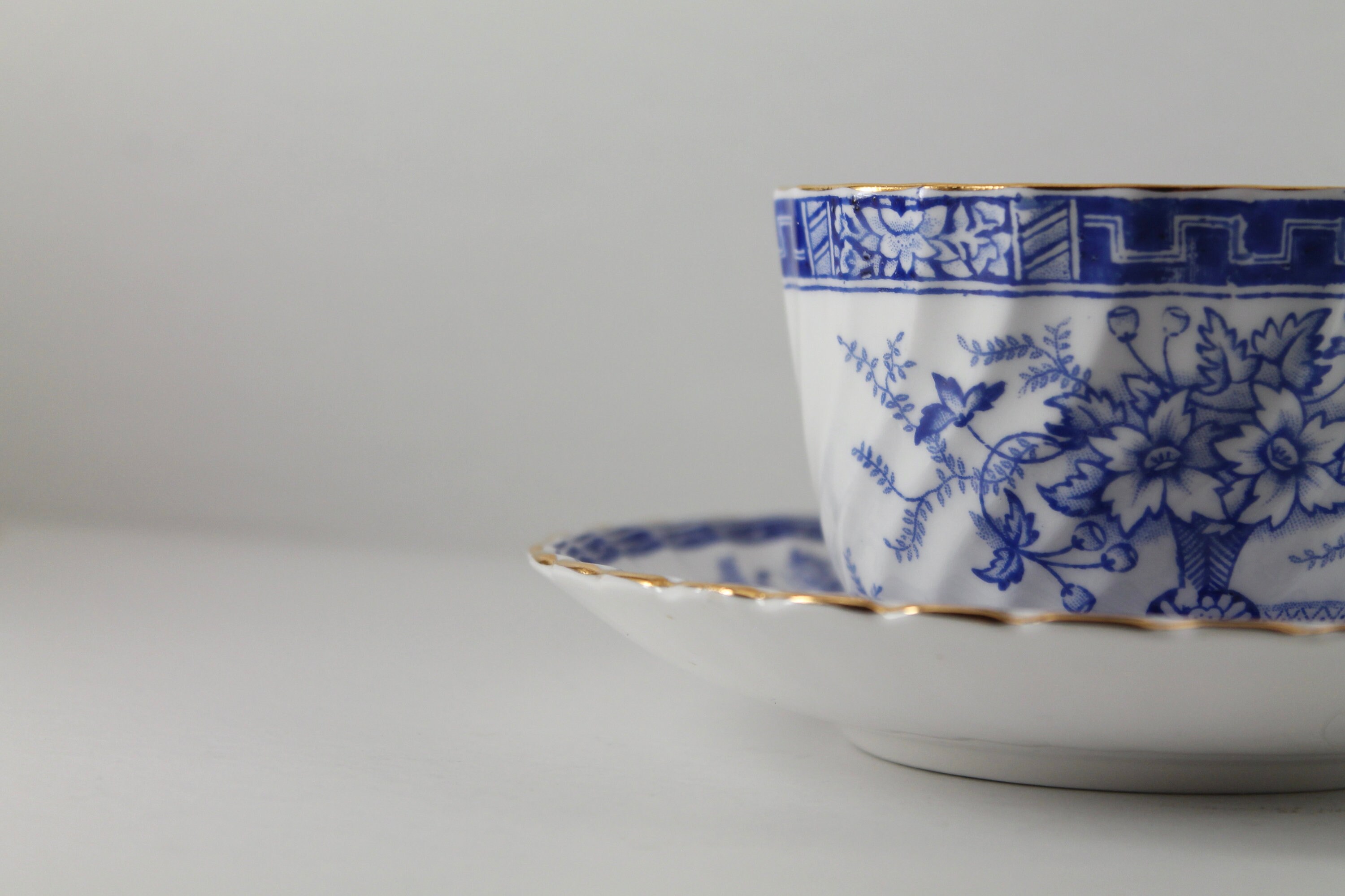 Gladstone Blue Rhapsody Teacup Blue Floral Eastern Asian English Bone ...