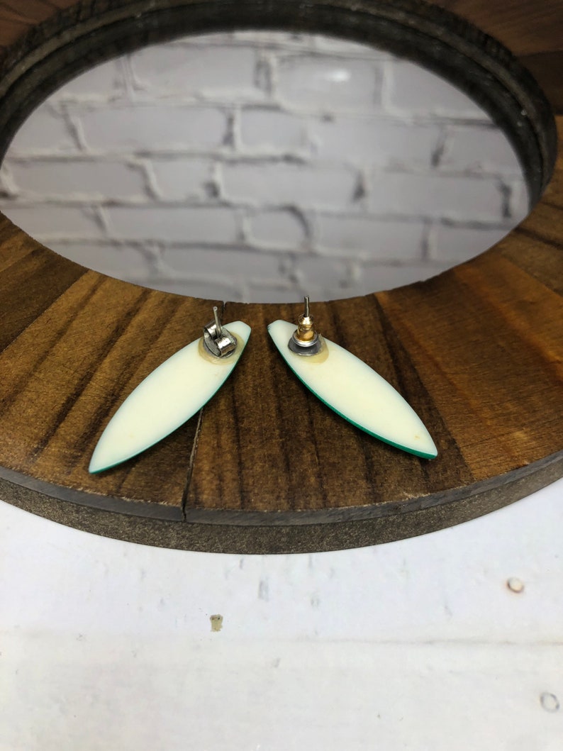 1980s Metalic Emerald Green Pointed Oval Stud Earrings Retro - Etsy