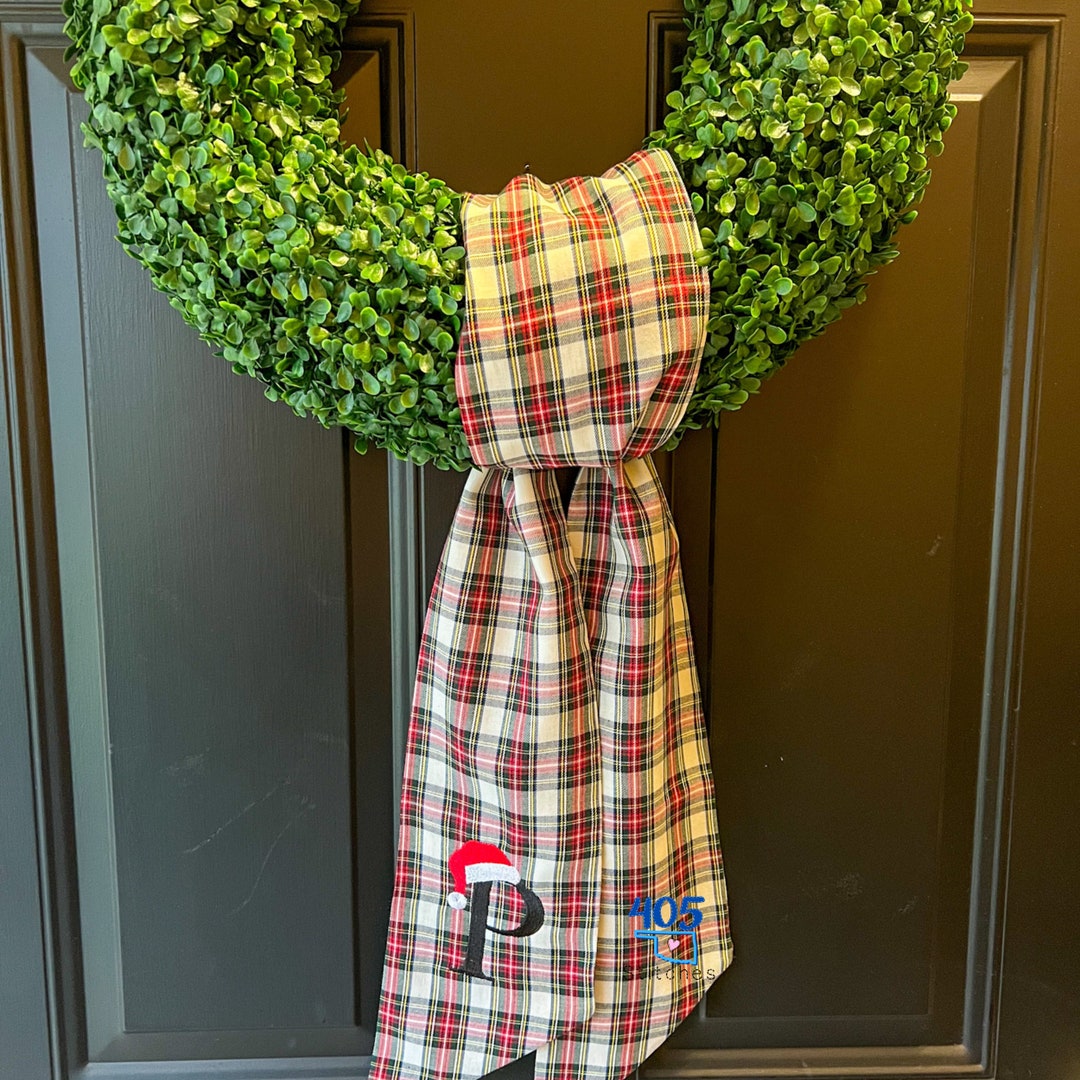 Santa Christmas Wreath Sash, White Tartan Embroidered Sash, Boxwood ...