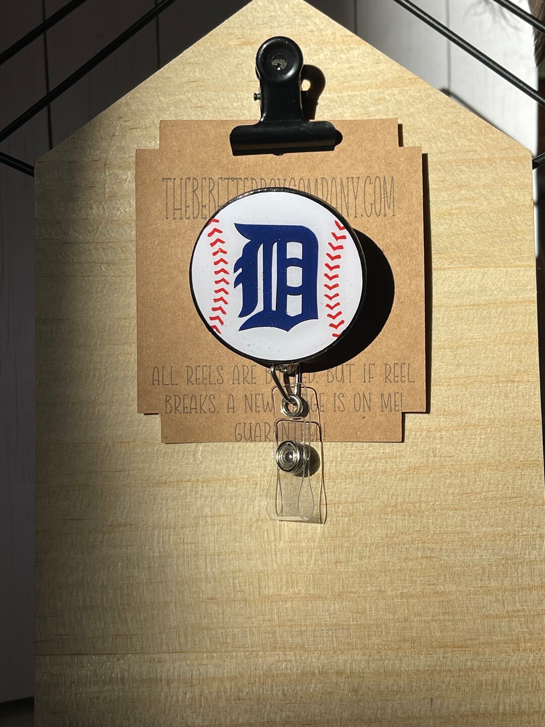 2” MLB Team Badge Reel Tigers or Yankees - Etsy