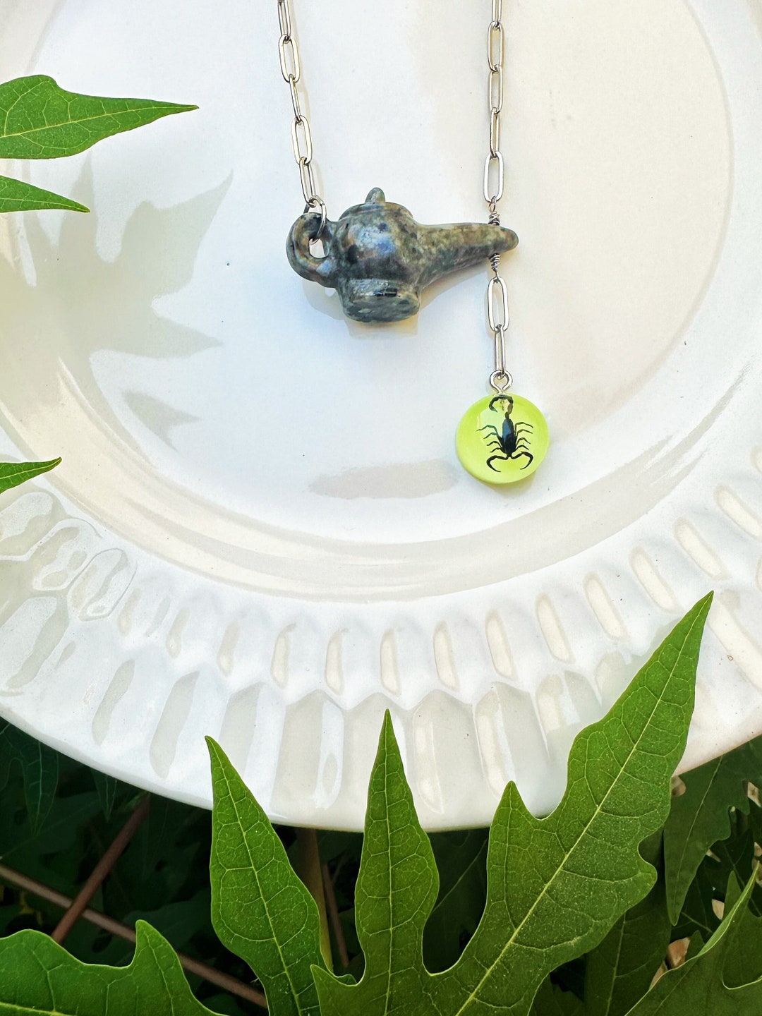 Real Scorpion Poured From Aladdin Magic Lamp Necklace, Natural ...