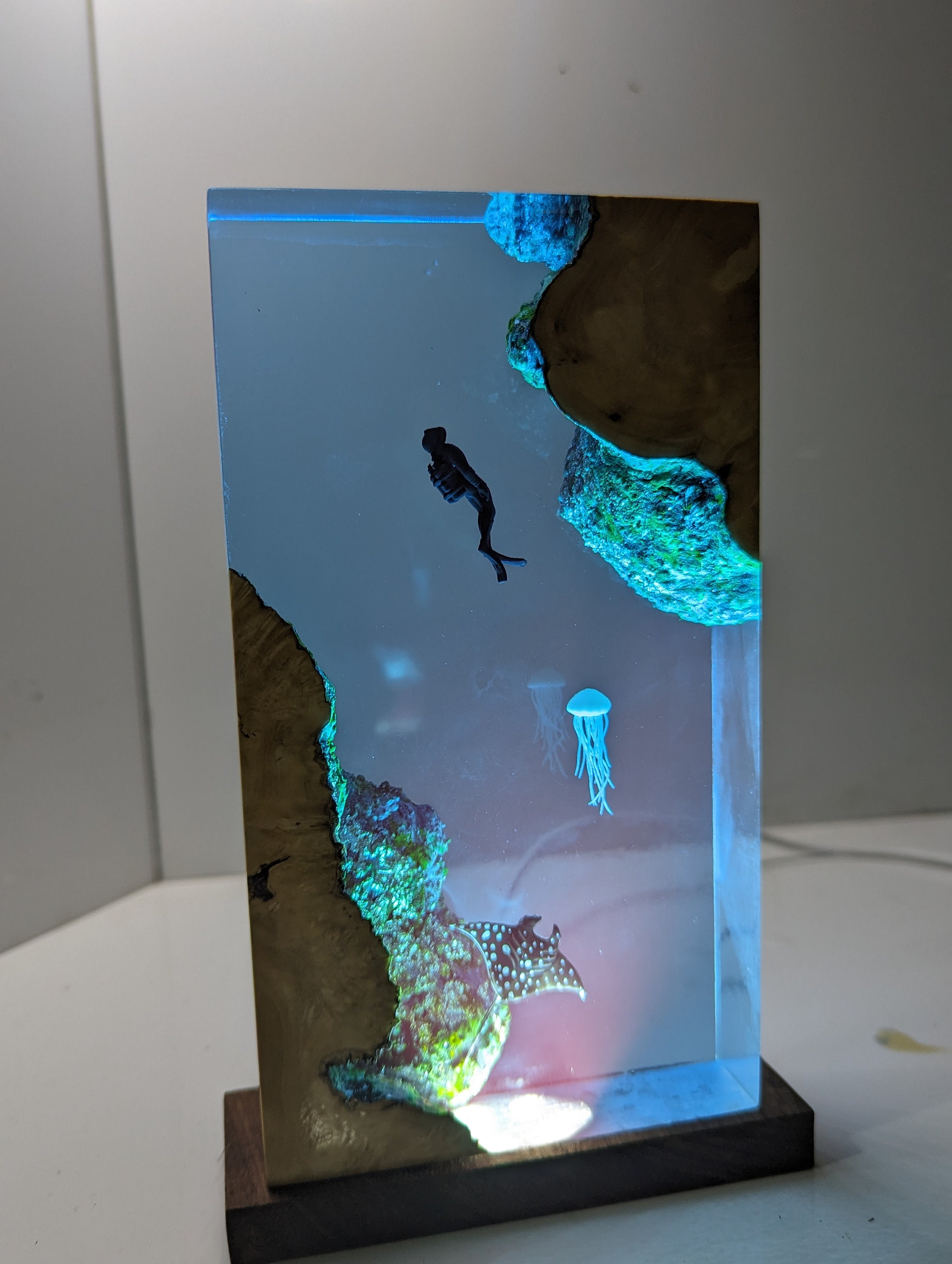 Diver's Night Light, Deep Sea Epoxy Resin Lamp, Wood Resin Lamp, Resin ...