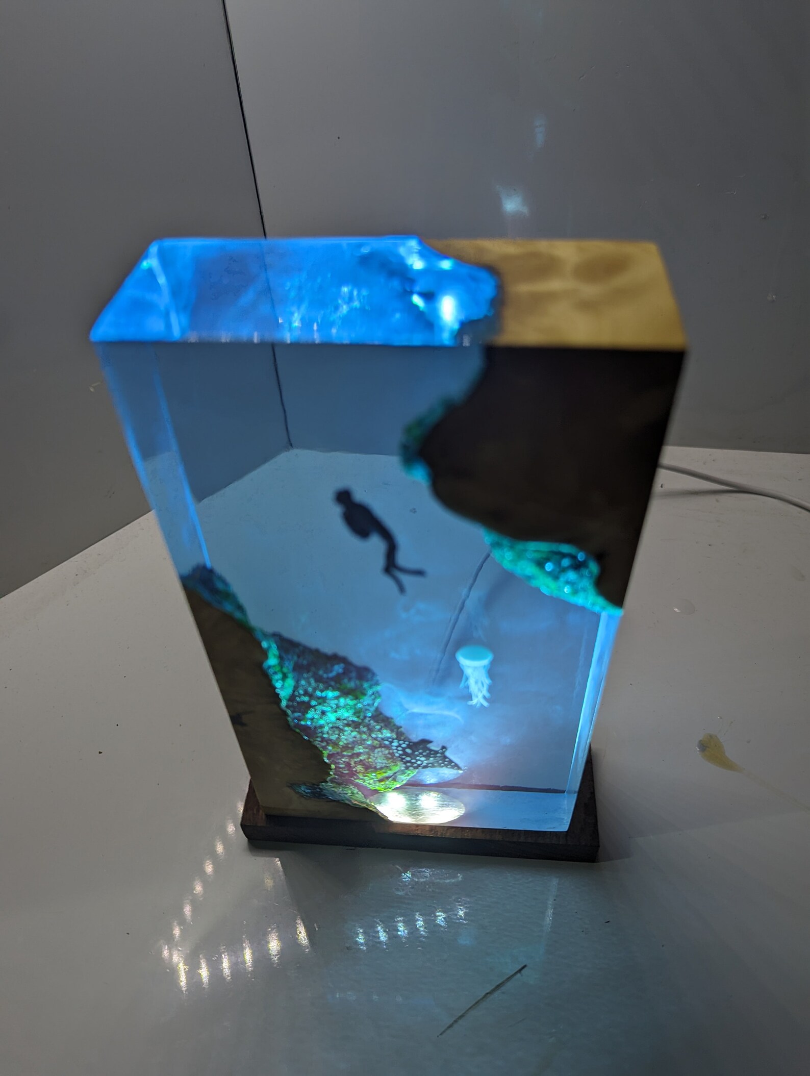 Diver's Night Light, Deep Sea Epoxy Resin Lamp, Wood Resin Lamp, Resin ...