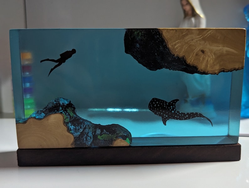 Scuba Diving Resin Lamp, Whale Shark Night Light, Epoxy Resin Ocean ...