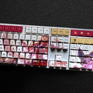 Ahri - the Nine Tailed Fox LOL Series Keycap Set, 127 Keys PBT for Mechanical Keyboard OEM ...