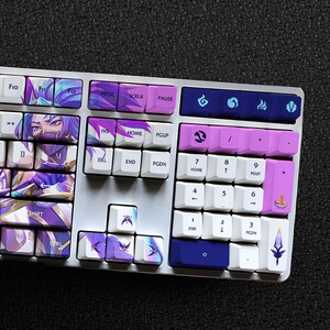Akali - the Rogue Assassin Series Keycap Set, 127 Keys PBT for Mechanical Keyboard OEM Profile ...