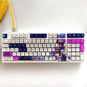 Akali the Rogue Assassin Series Keycap Set, 127 Keys PBT for Mechanical ...
