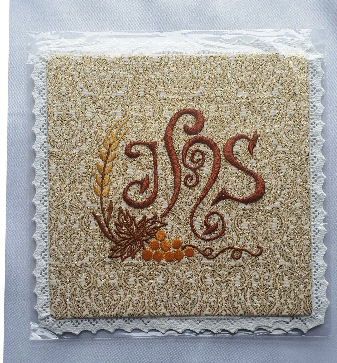 Ihs Gold Chalice Pall (4) - Etsy