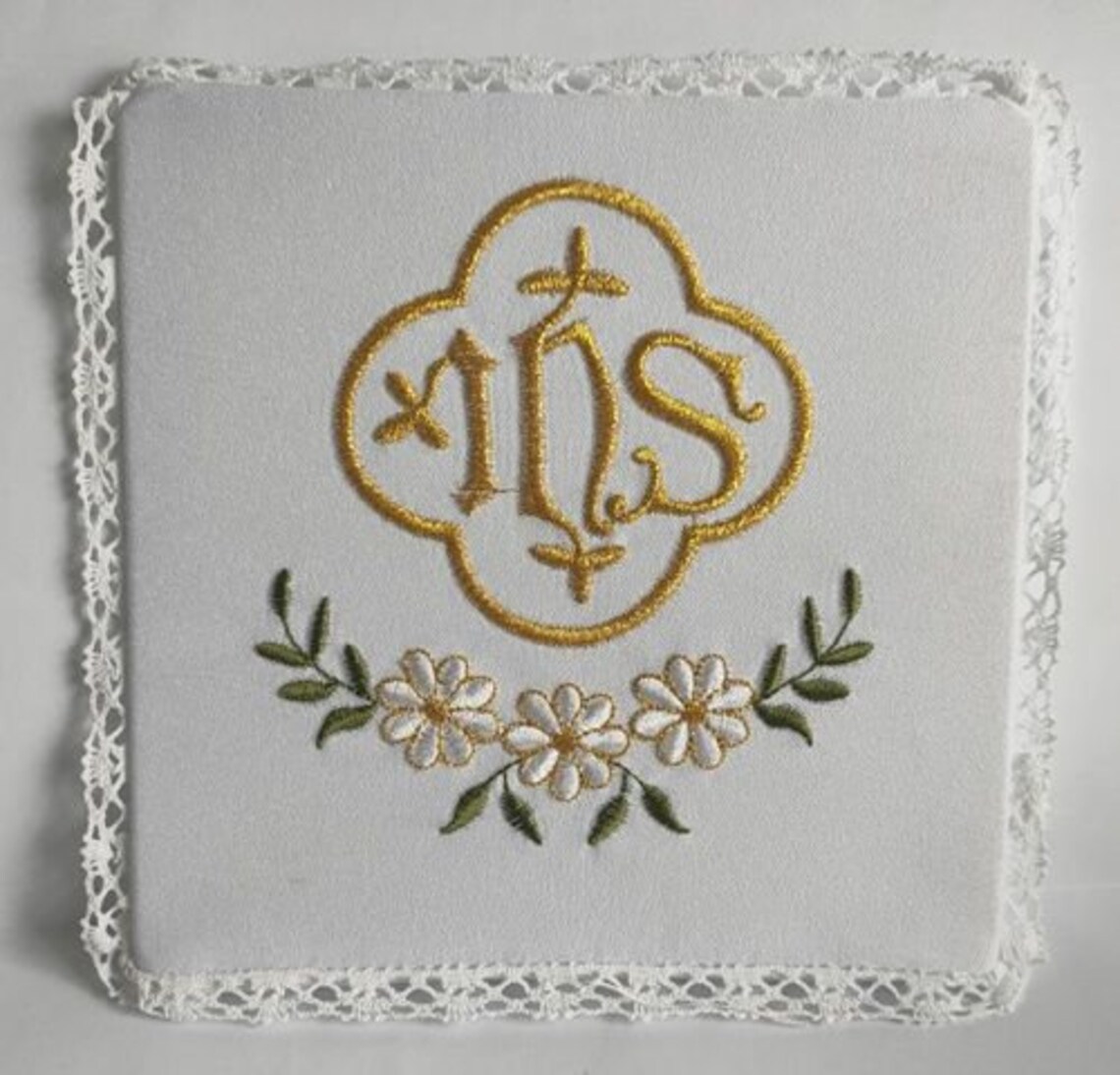 Chalice Pall Embroidered Ihs Gold, White Flowers 30 - Etsy