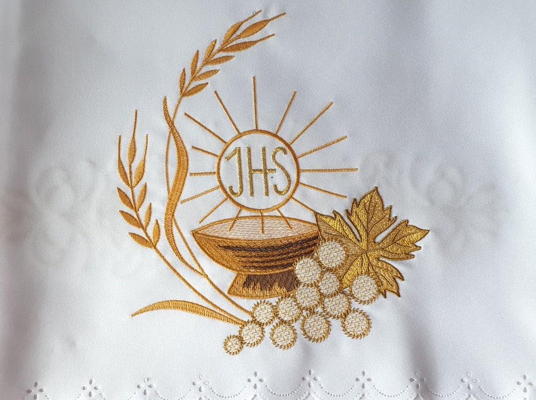 Altar Cloth Embroidered Host - Etsy