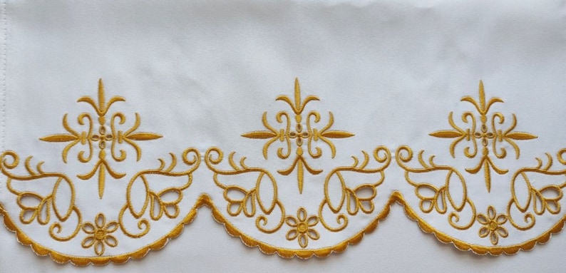 Embroidered Altar Cloth - Eucharistic Pattern (93) - Etsy