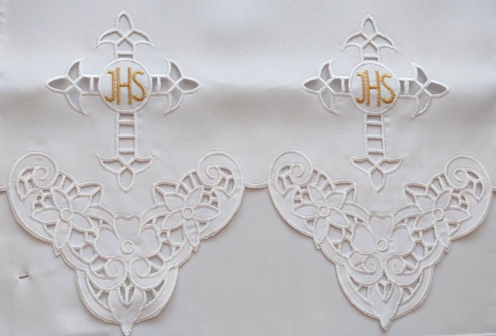 Embroidered Altar Cloth - Eucharistic Pattern (96) - Etsy