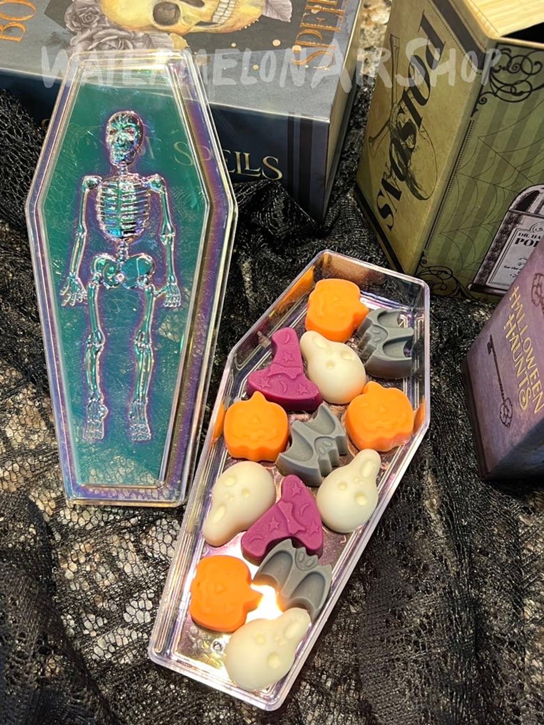 HALLOWEEN SAMPLER Wax Melts | 4 Oz | 13 Melts | Coffin Gift Container ...