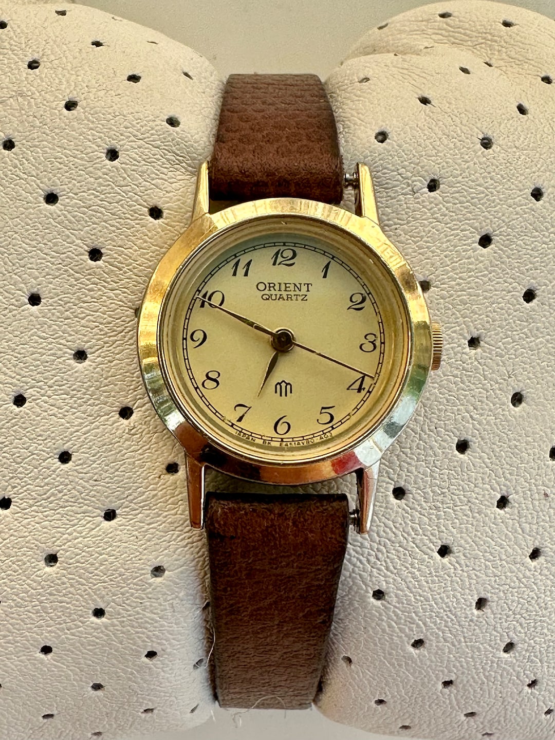 Vintage Orient Quartz Watch With the Leather Strap - Etsy Canada