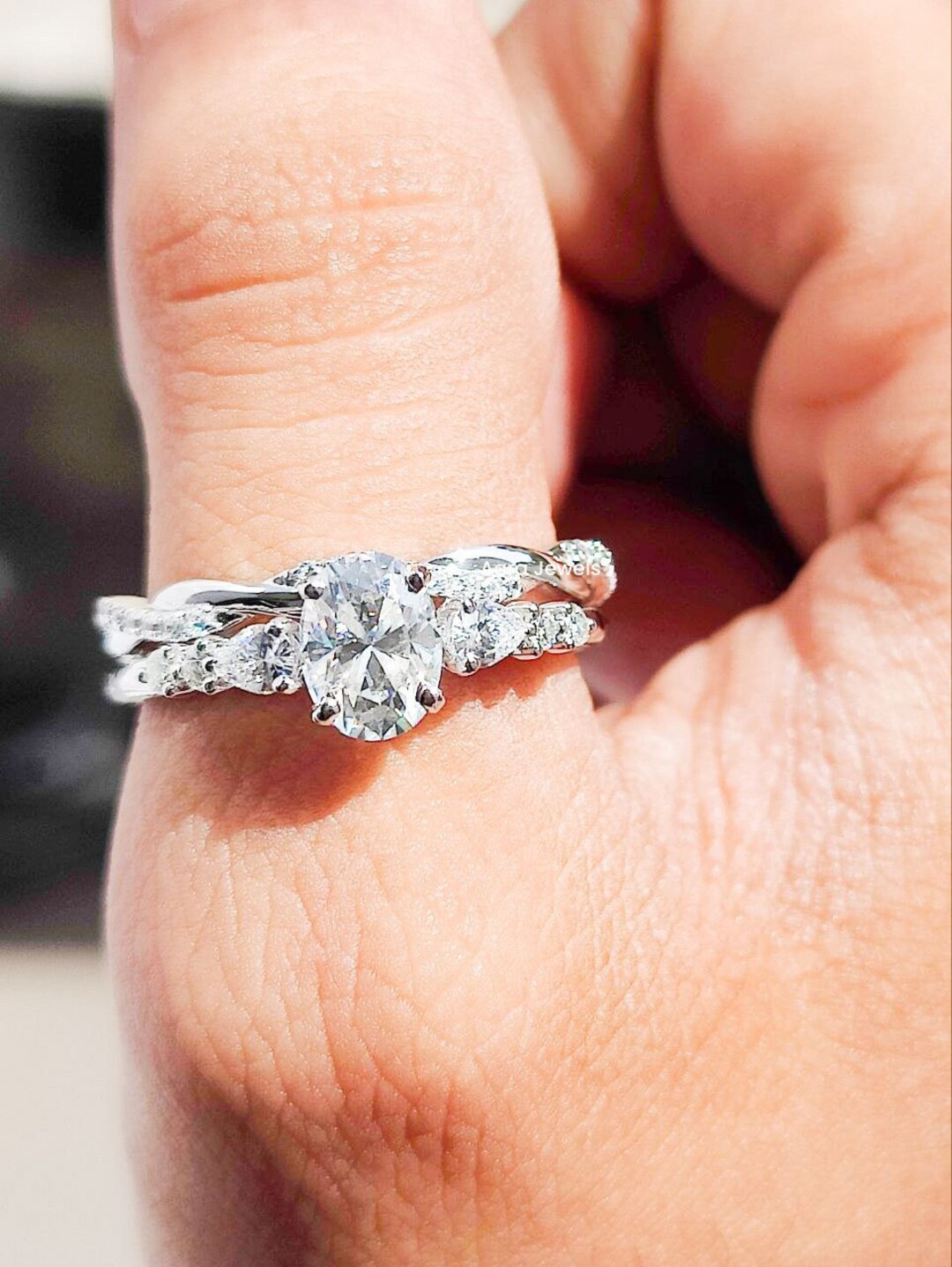 Crossover Twisted Band Wedding Ring, 2.00CT Oval Cut Moissanite ...