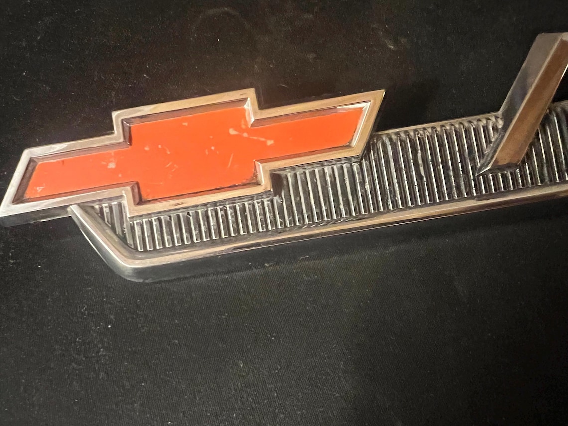 Vintage Chevrolet C-10 Cab Emblem # 3796920. 1960’s 1962 - Etsy