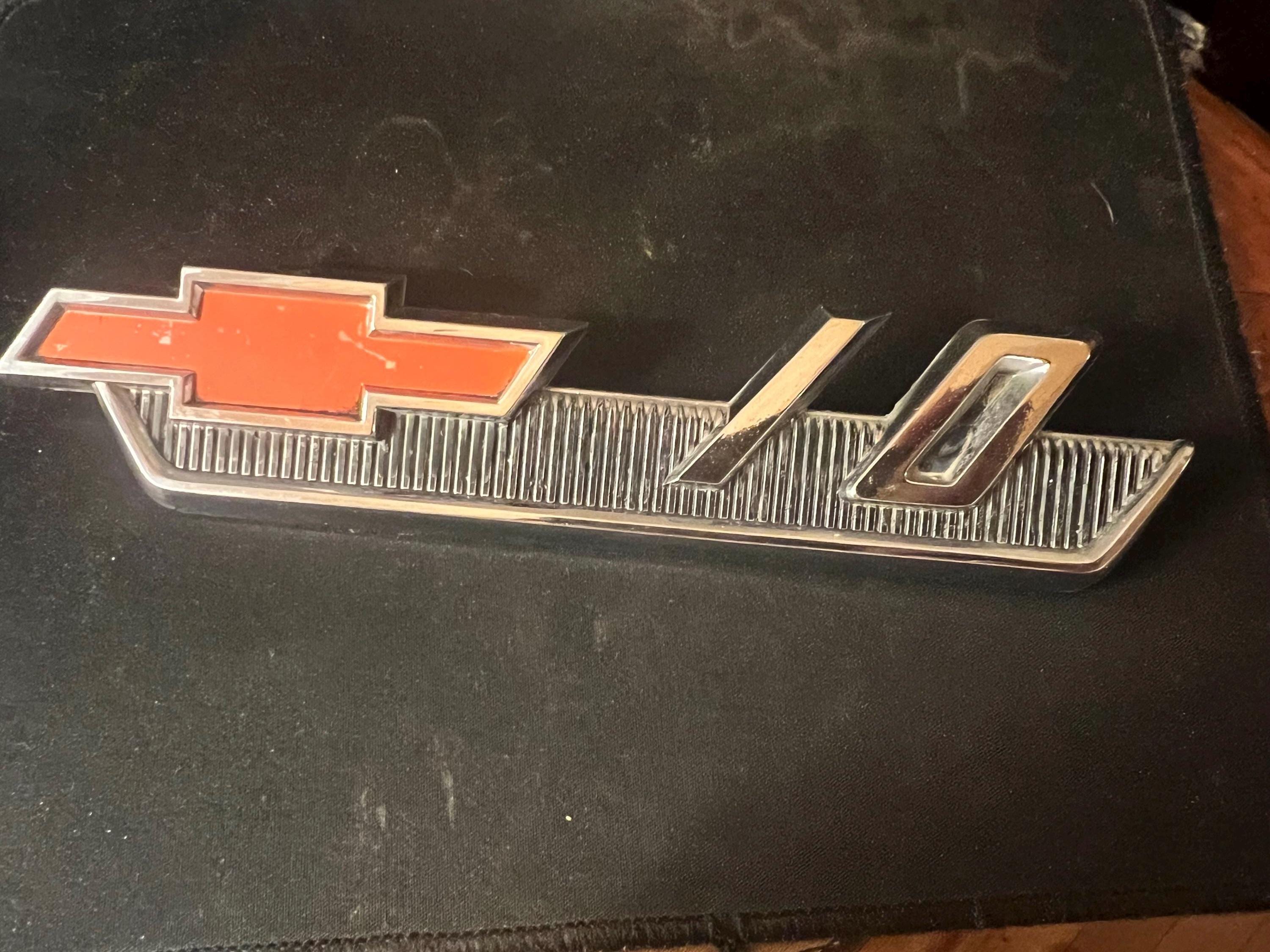 Vintage Chevrolet C-10 Cab Emblem # 3796920. 1960’s 1962 - Etsy