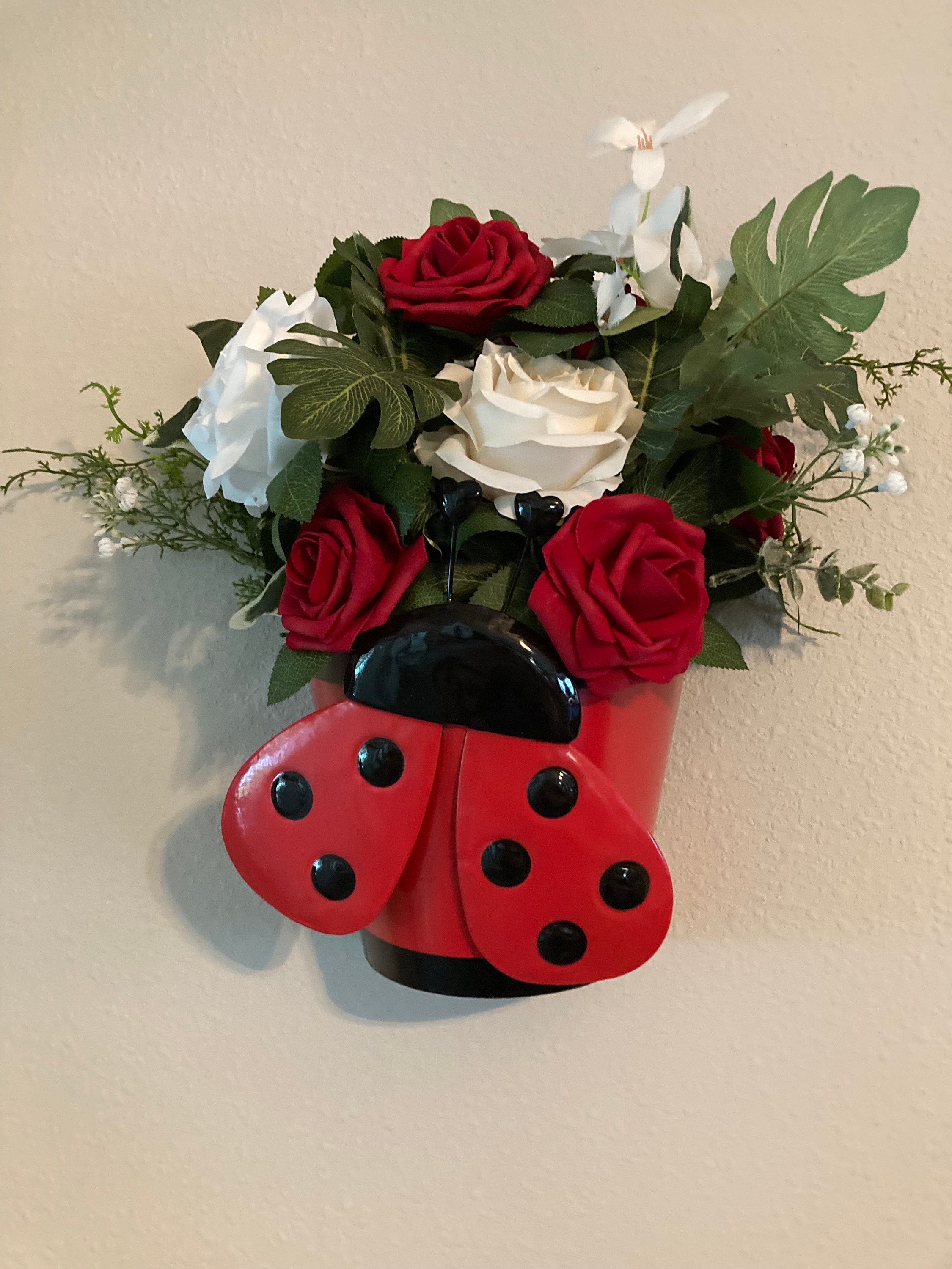 Ladybug Floral Wall or Door Decor, Cute Ladybug Spring Decor - Etsy