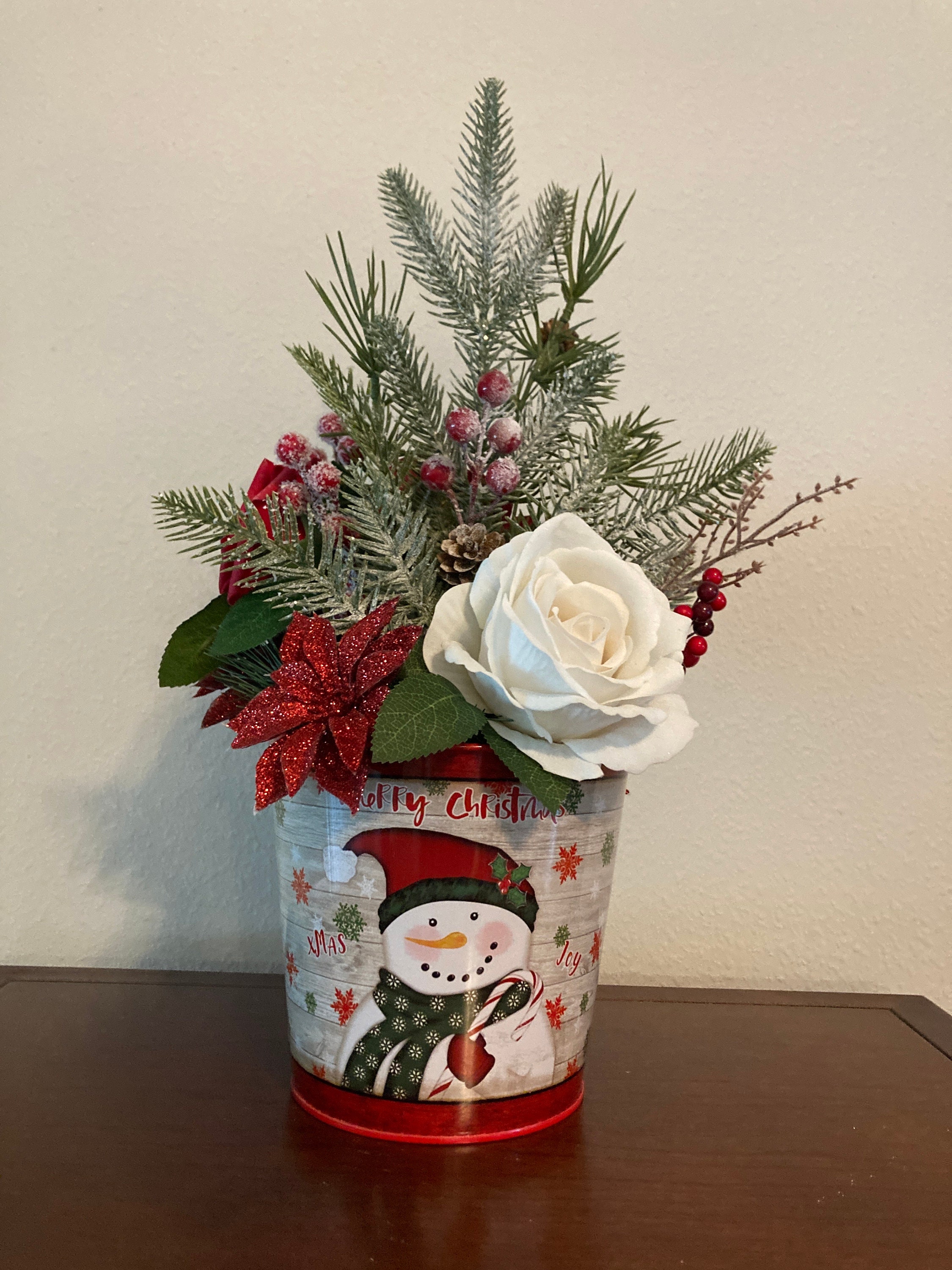 Christmas Centerpiece in merry Christmas Container With Luxurious Silk ...