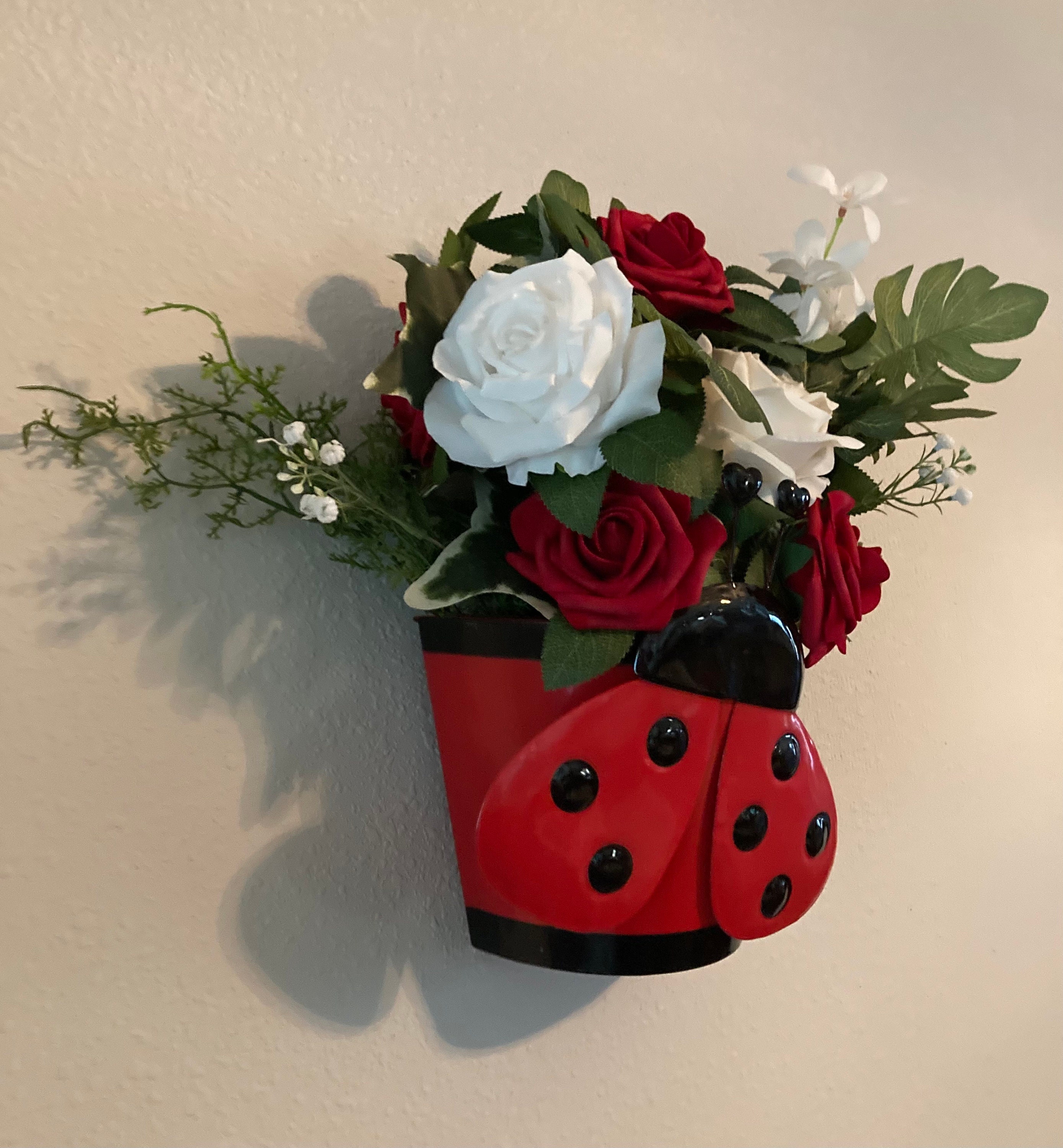Ladybug Floral Wall or Door Decor, Cute Ladybug Spring Decor - Etsy