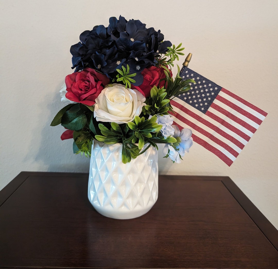 Patriotic Flag Centerpiece With Red, White and Blue Flowers in Elegant ...