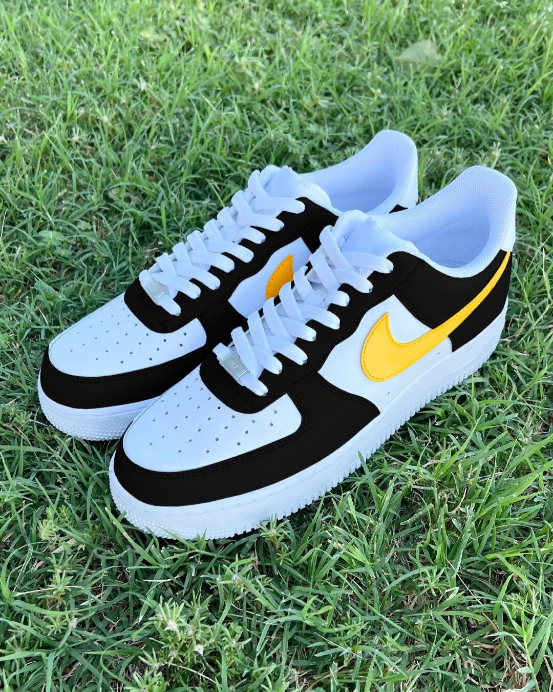 Custom PIT Black & Yellow Air Force 1's - Etsy