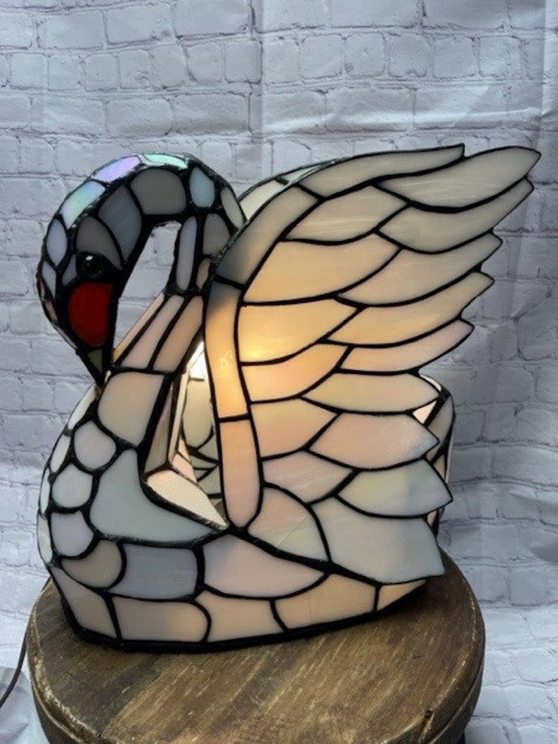 Very Good Tiffany Style Single White Swan Cygnet Table Entry Way Lamp Free Shipping - Etsy